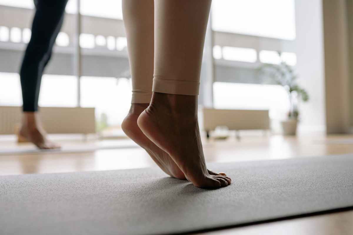 10 Exercises For Peripheral Neuropathy In Feet – Physio Insights